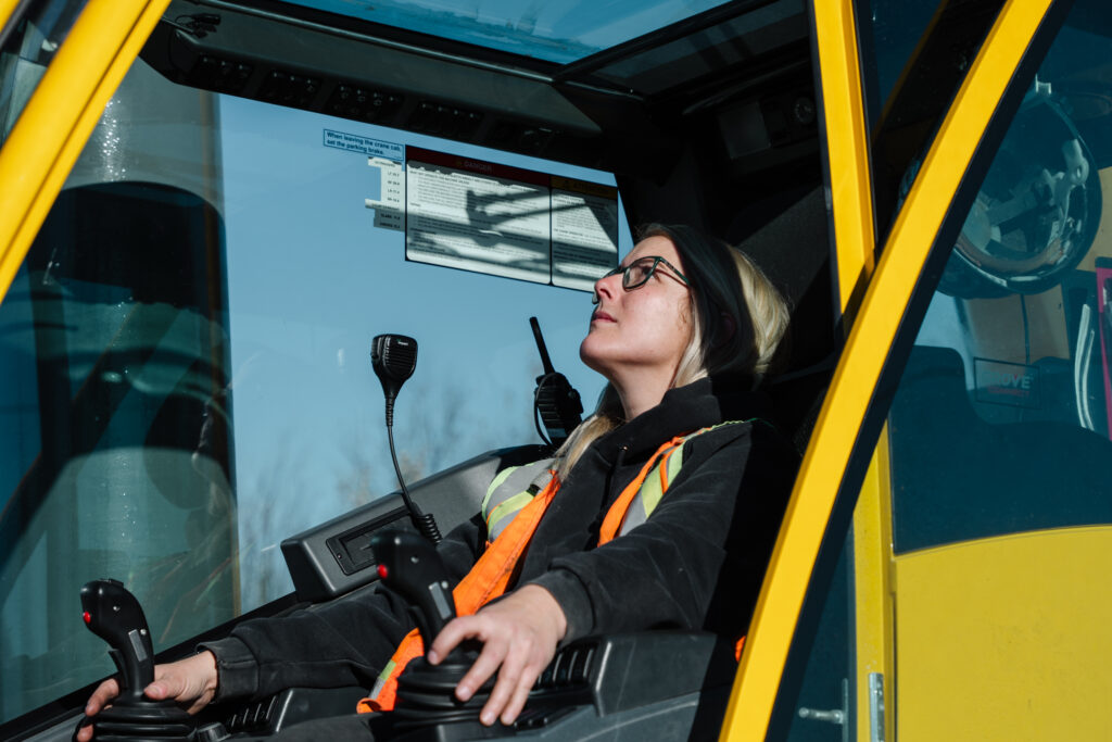 Heavy Equipment Operator - Construction Training & Apprenticeship ...